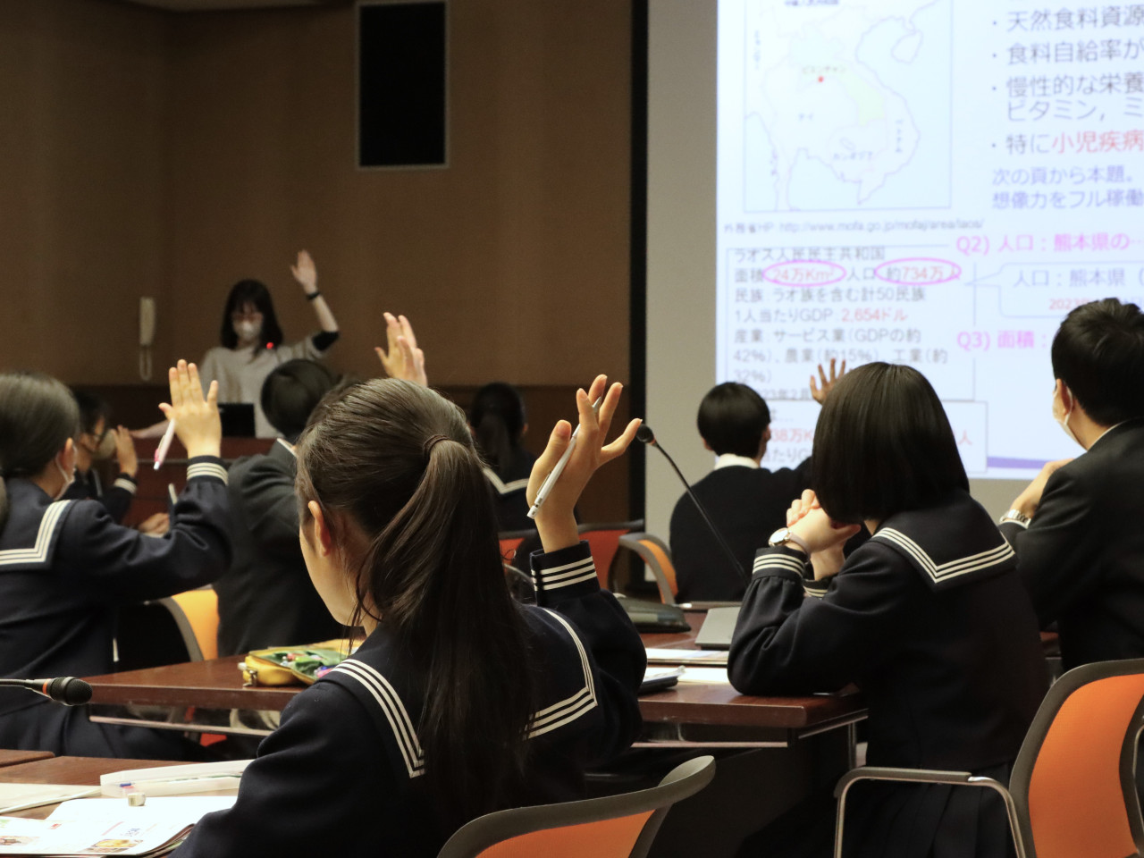 Uto High School Students Dive into Global Agricultural Challenges During JIRCAS Visit as Part of ...